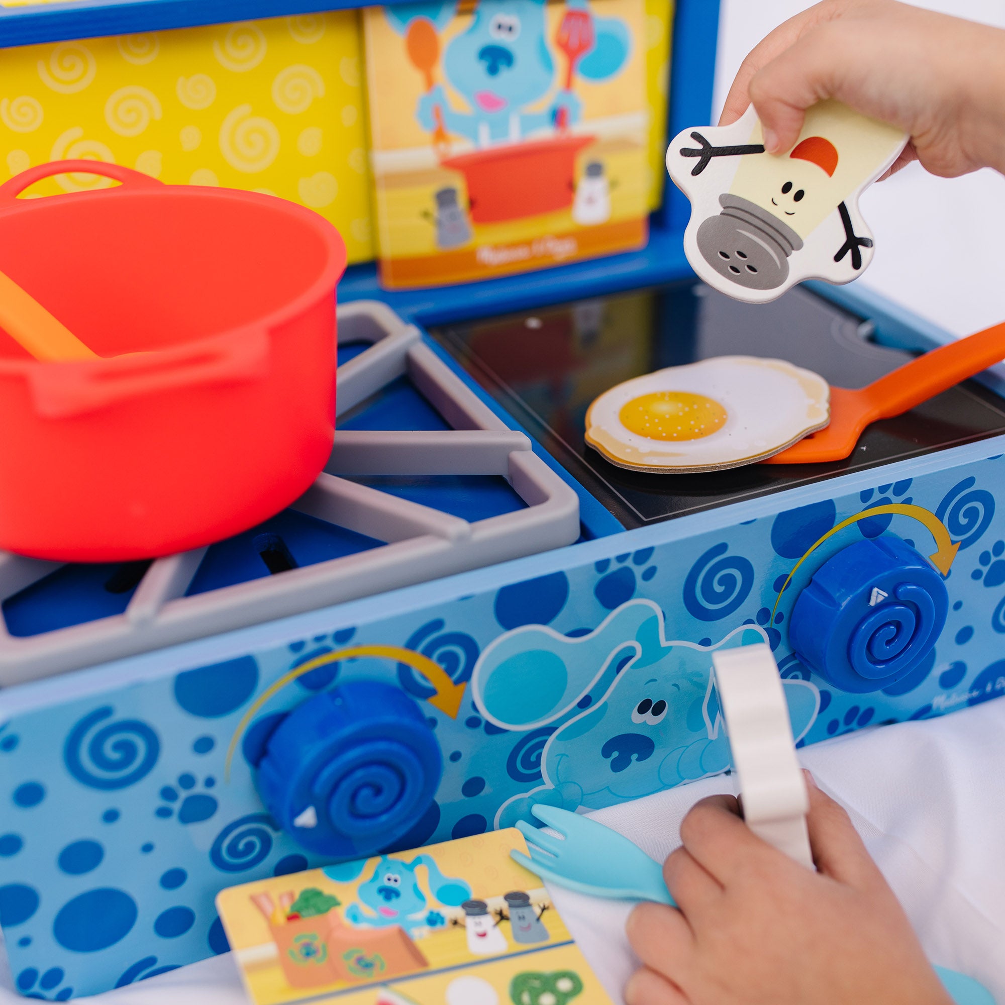 Blue’s Clues & You! Wooden Cooking Play Set